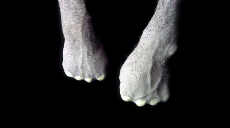 Unbelievable Hand Painting Art By Mario Mariotti